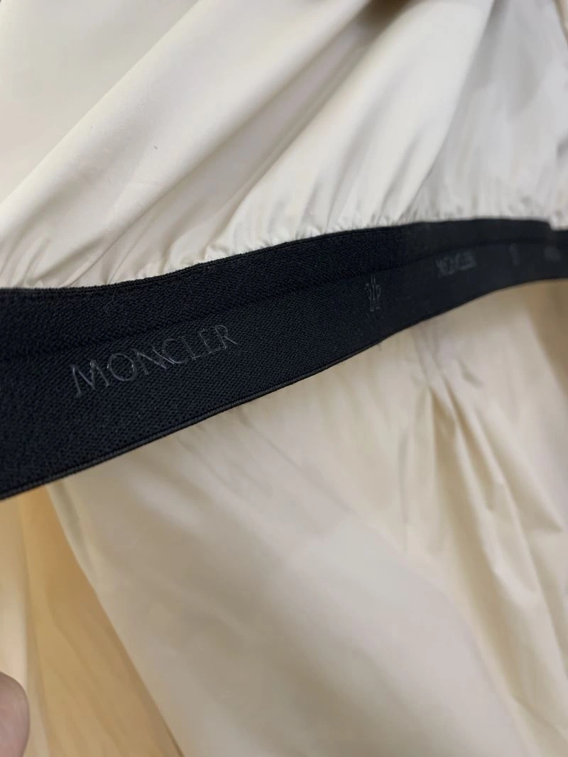 Precise copy Moncler Outwear