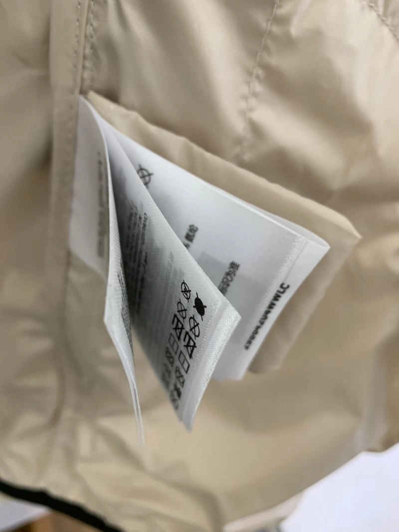 Precise copy Moncler Outwear