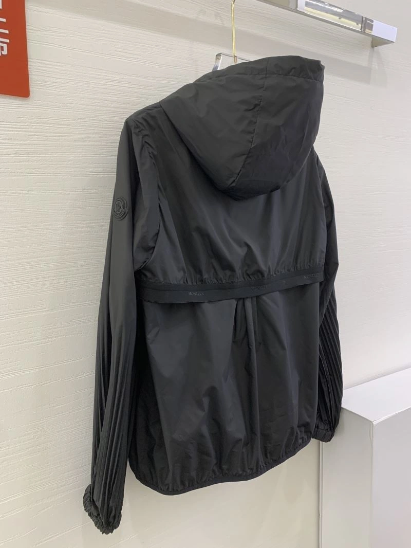 Reasonably priced Moncler Outwear