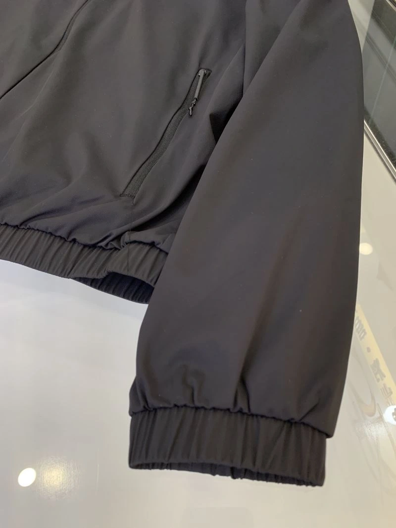 Inexpensive Moncler Outwear