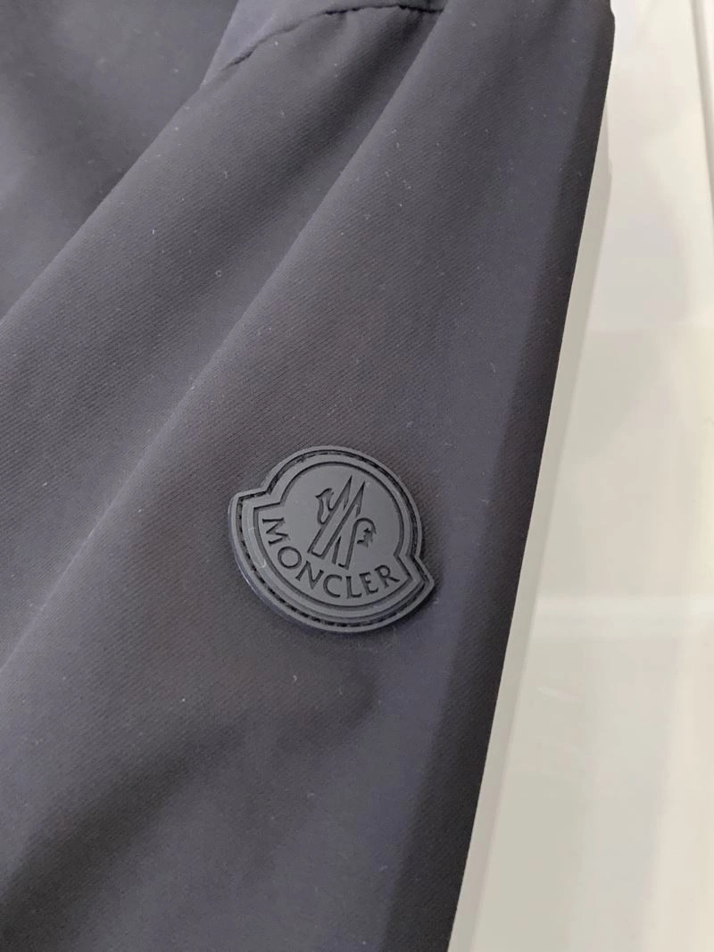 Inexpensive Moncler Outwear