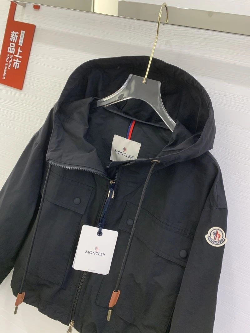 Legit Moncler Outwear