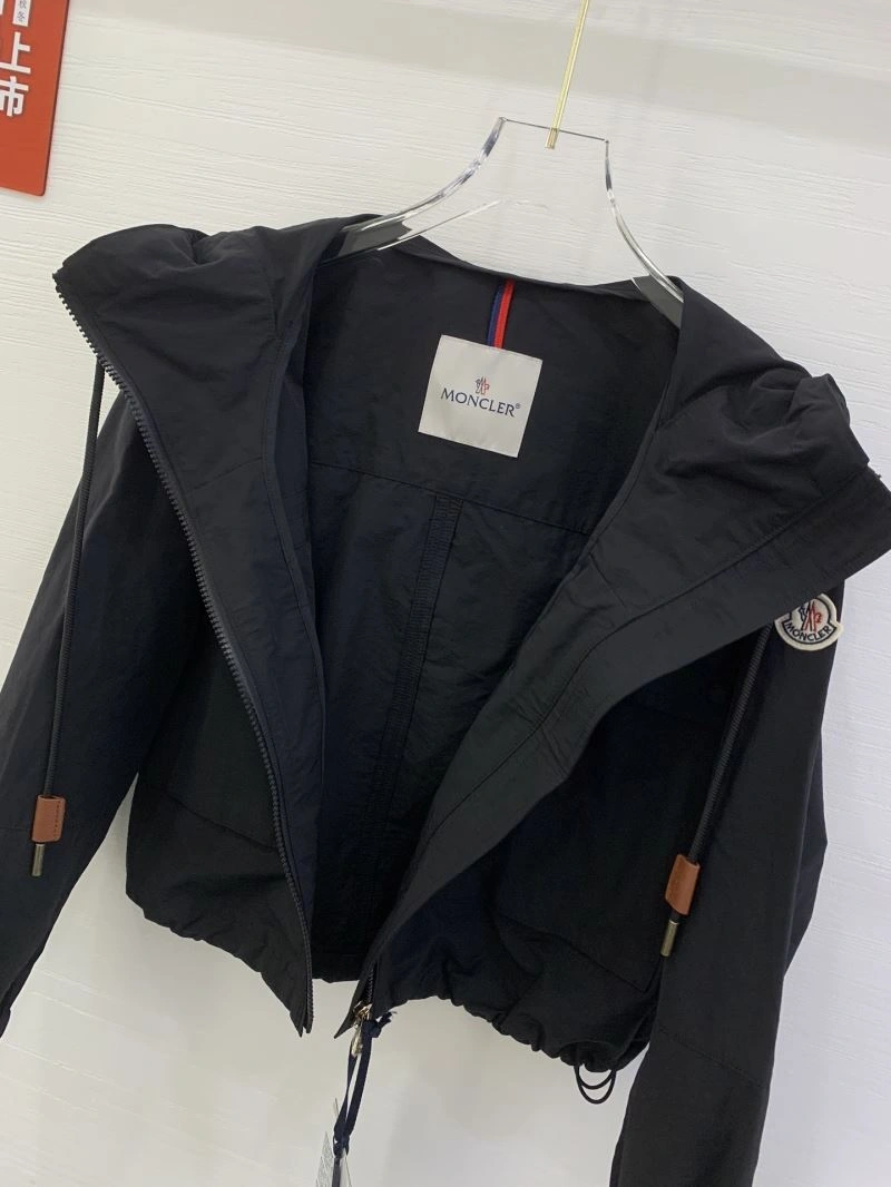 Legit Moncler Outwear