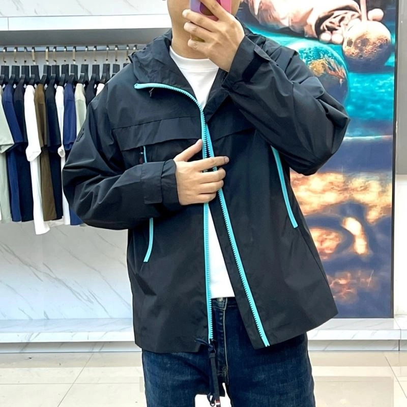 Bargain Moncler Outwear