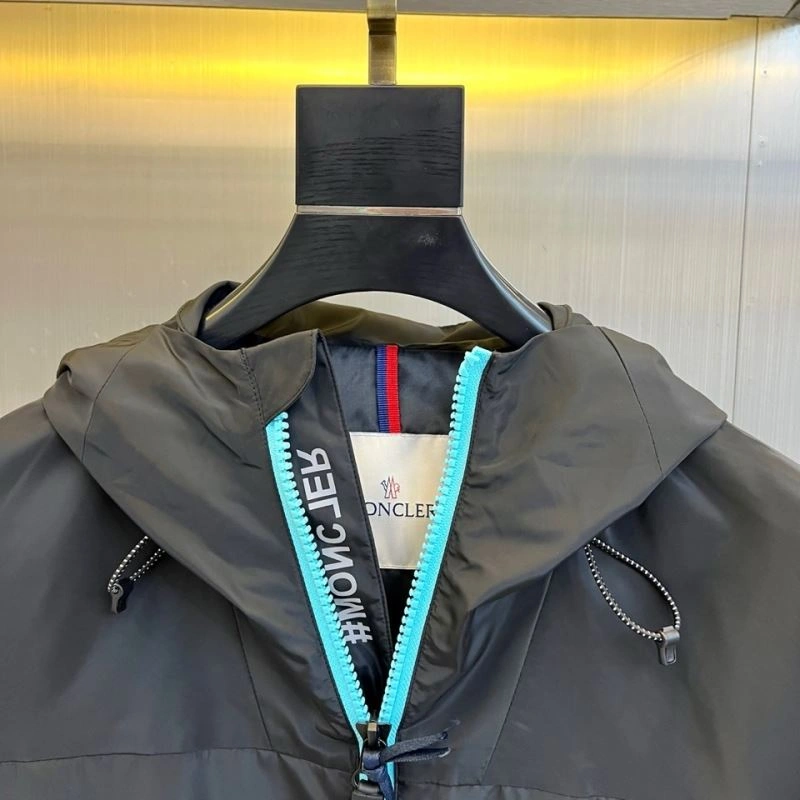 Bargain Moncler Outwear