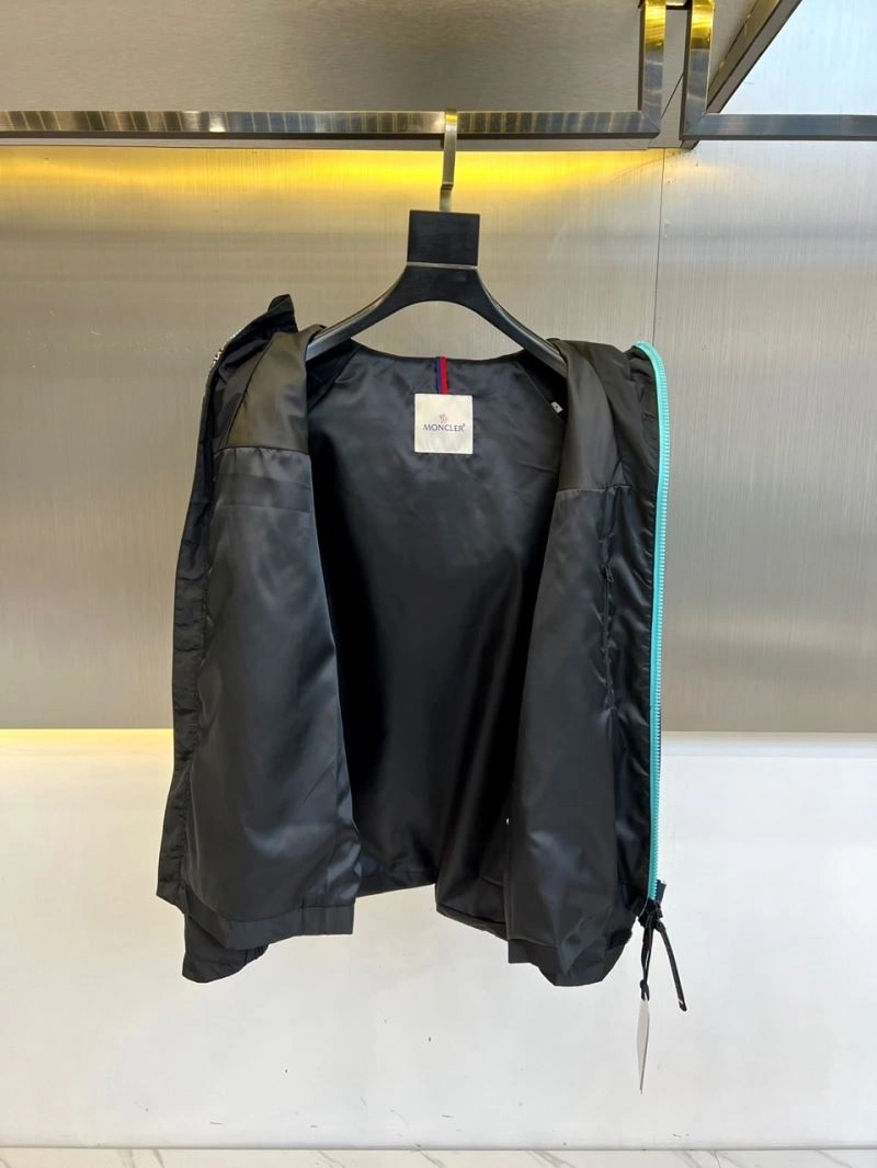 Bargain Moncler Outwear