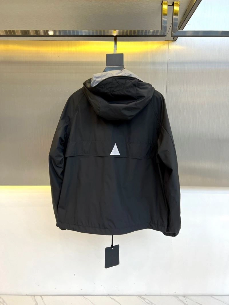 Accurate model Moncler Outwear