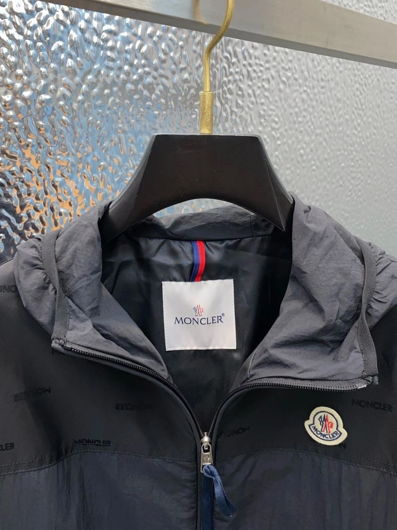Top match Moncler Outwear
