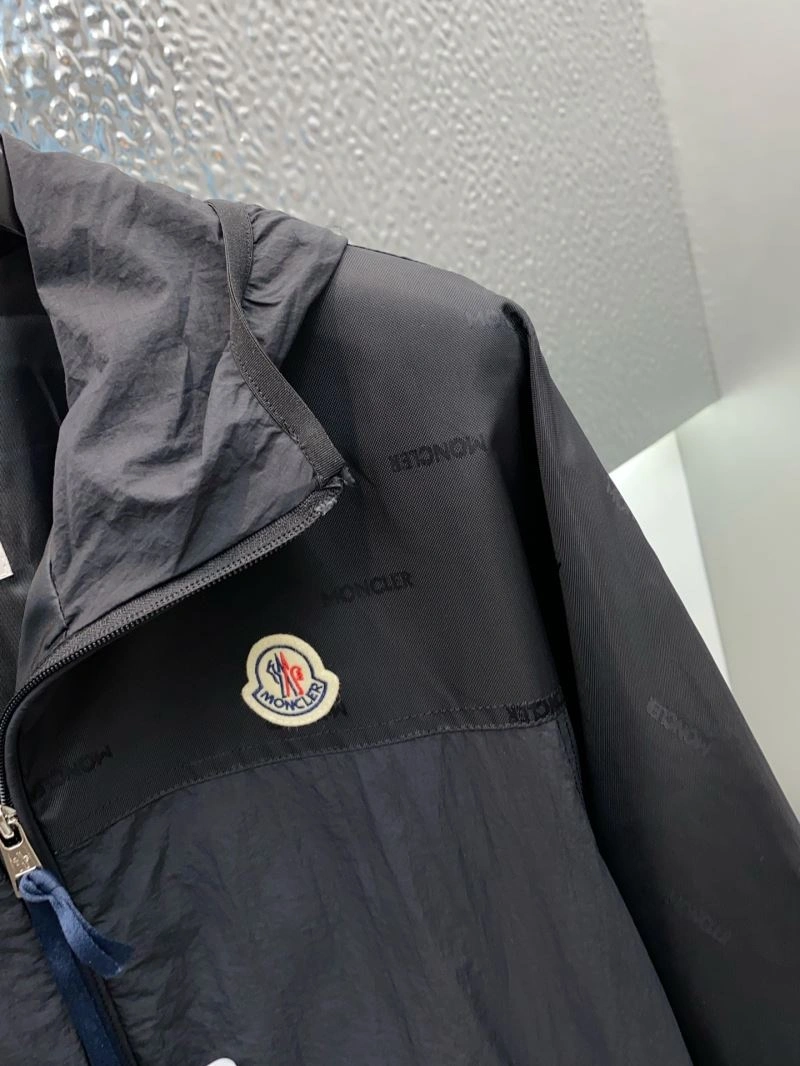 Top match Moncler Outwear