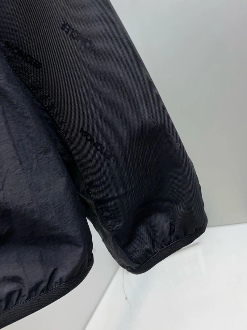 Top match Moncler Outwear