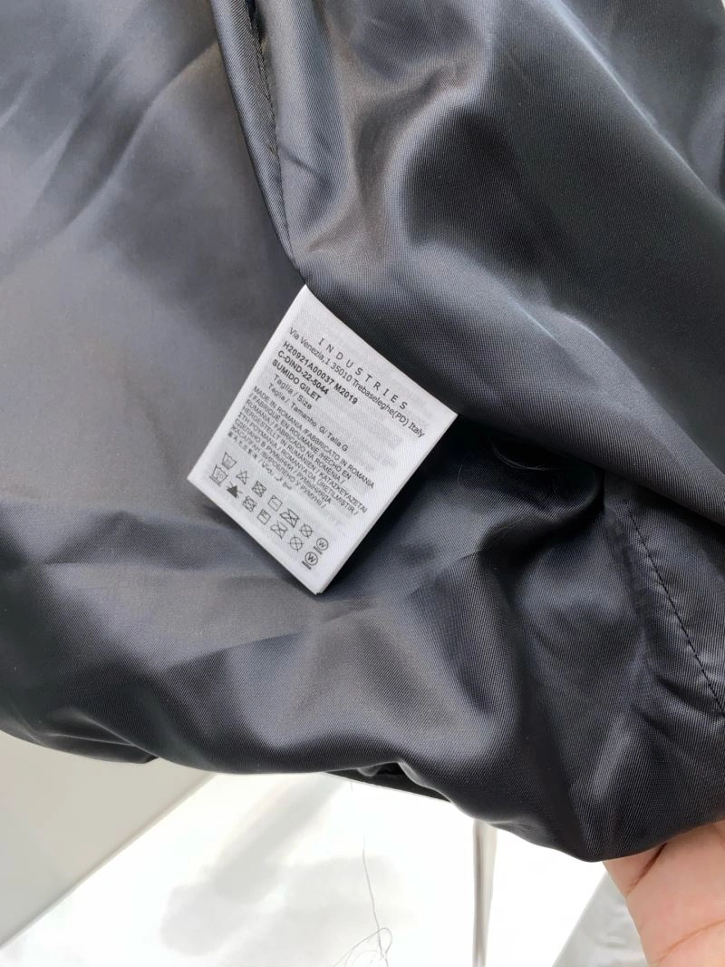 Top match Moncler Outwear