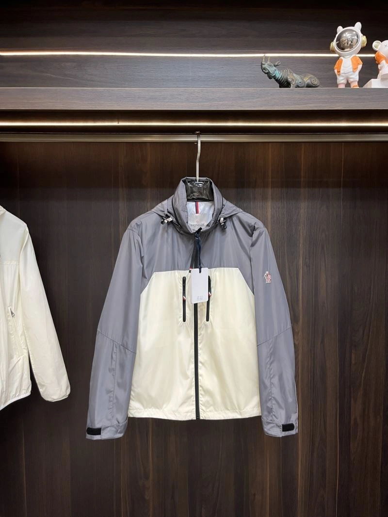 Brand-original Moncler Outwear