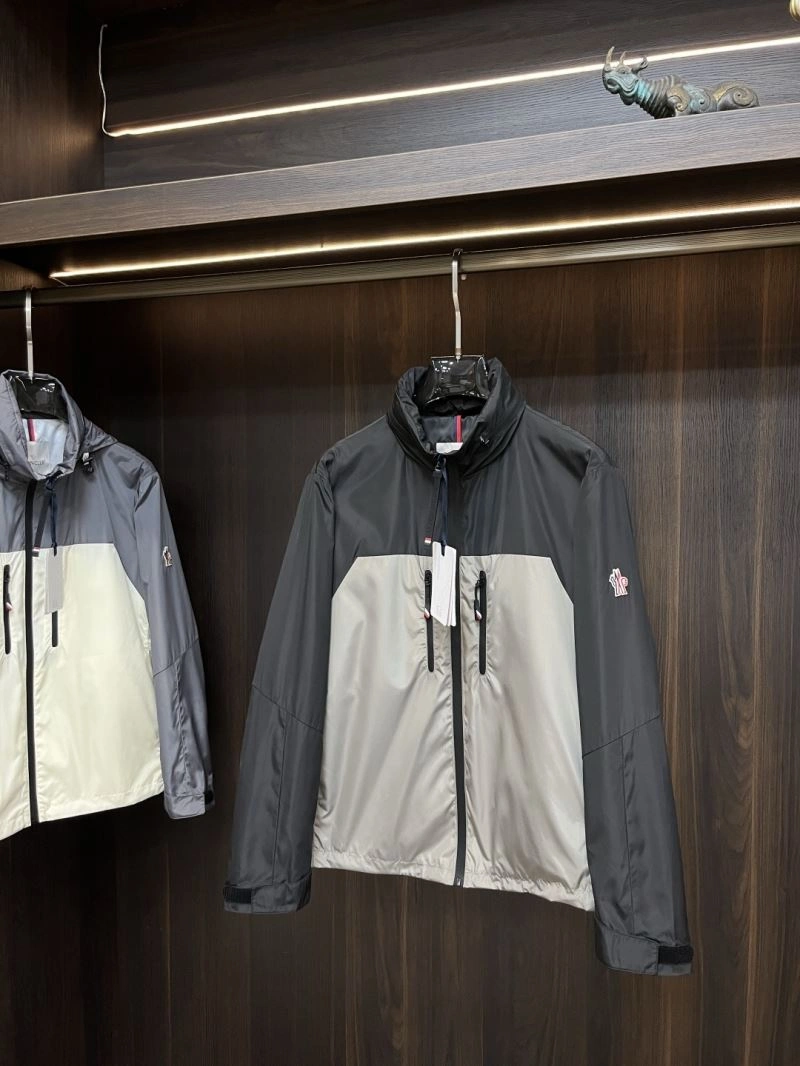 Brand-original Moncler Outwear