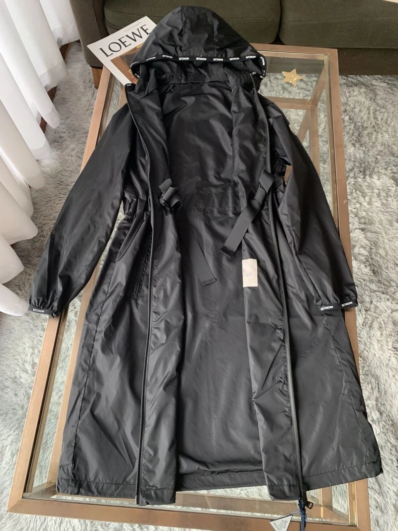 Inexpensive Moncler Outwear