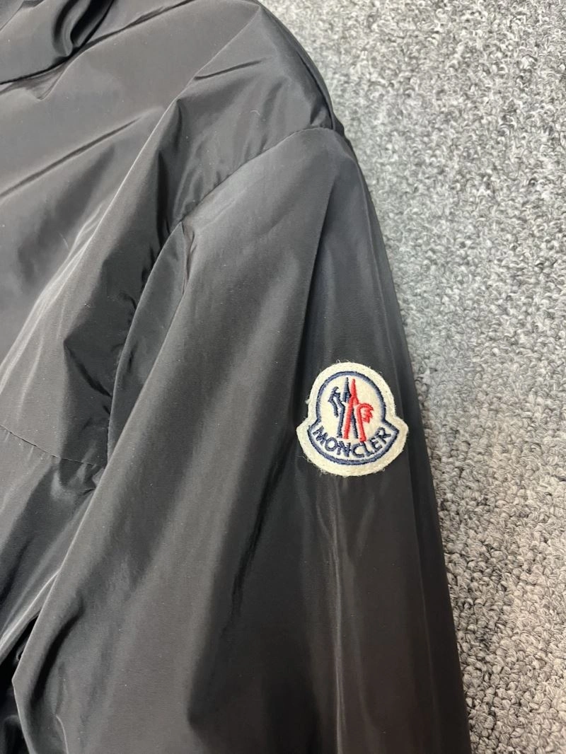 Top match Moncler Outwear