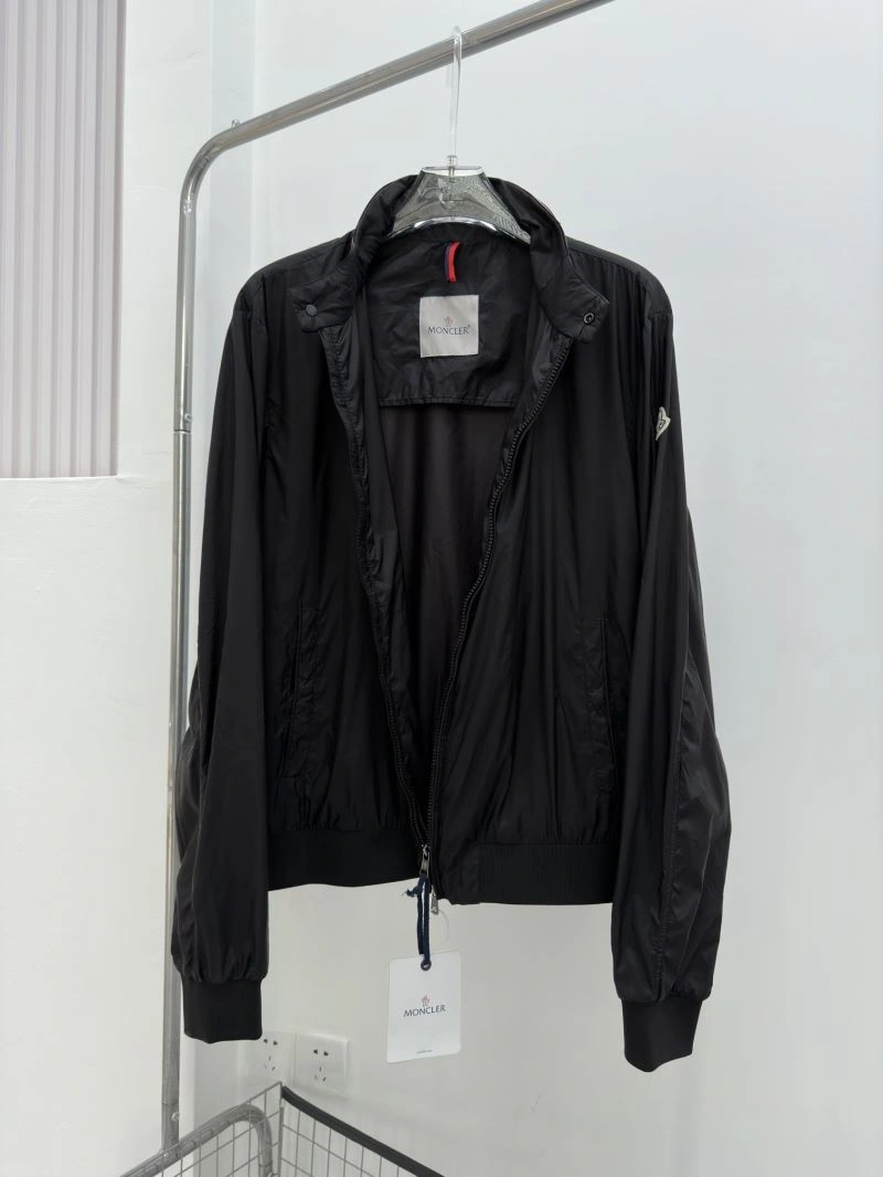 Accurate model Moncler Outwear