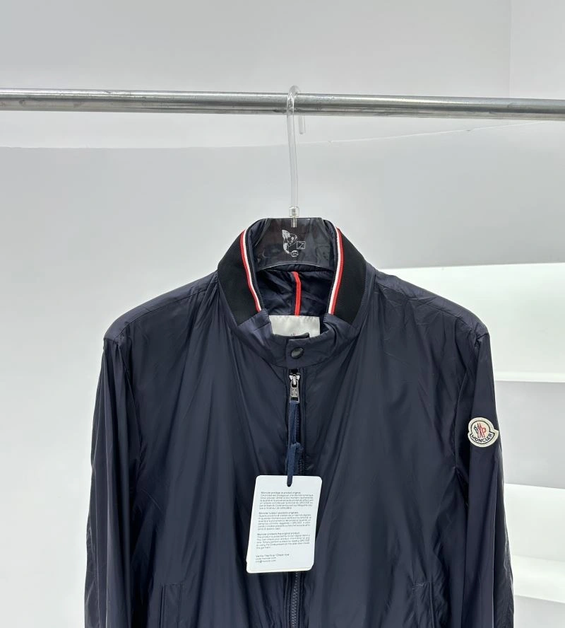 Low-cost Moncler Outwear