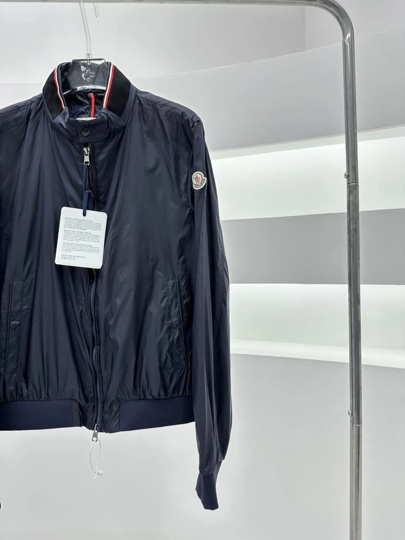Low-cost Moncler Outwear
