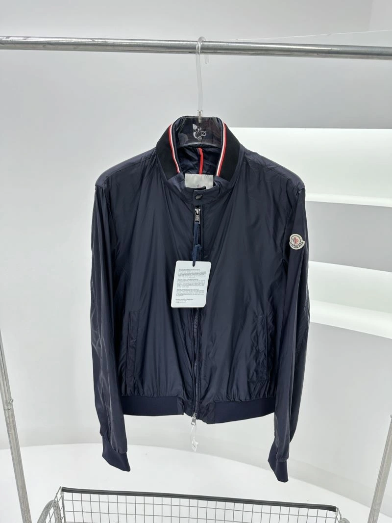 Low-cost Moncler Outwear