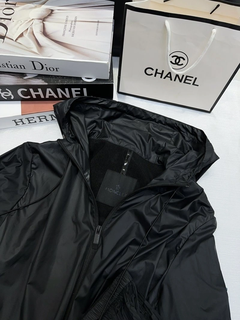 Discounted Moncler Outwear
