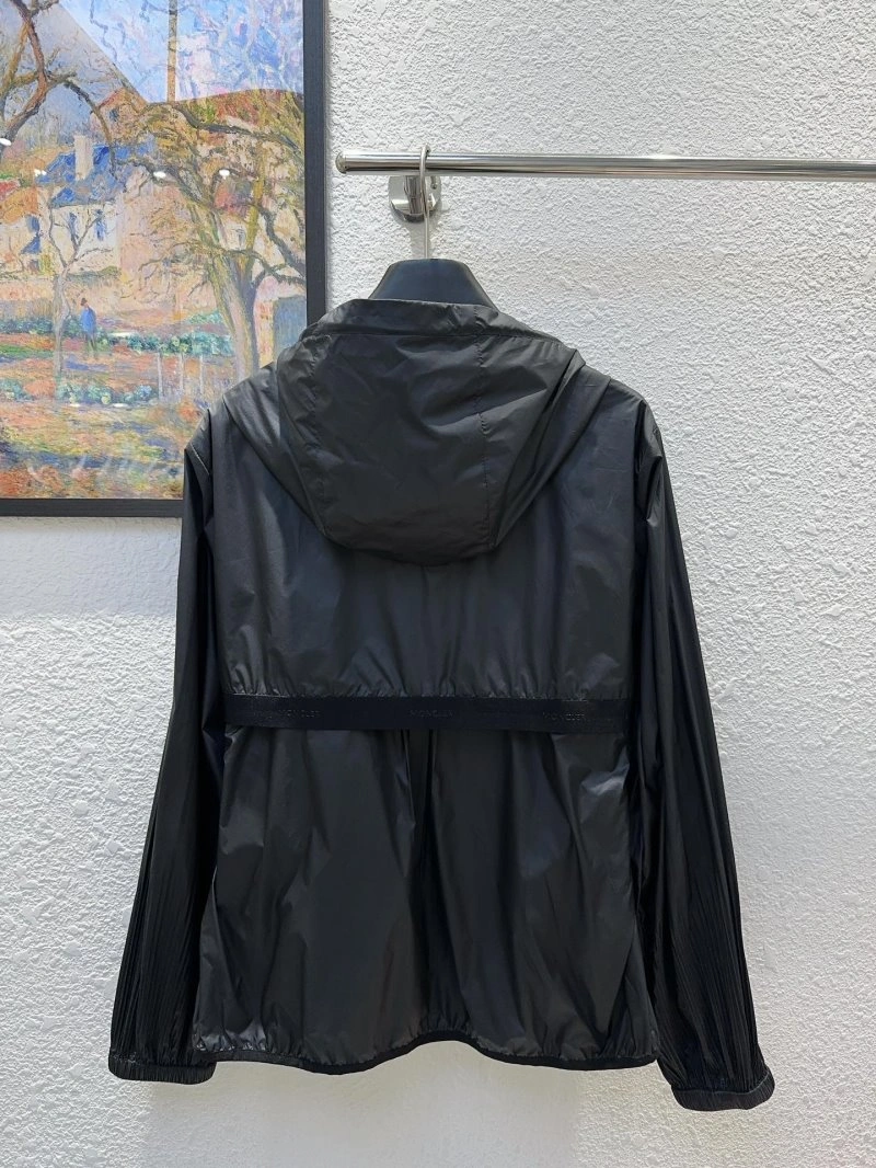 Discounted Moncler Outwear