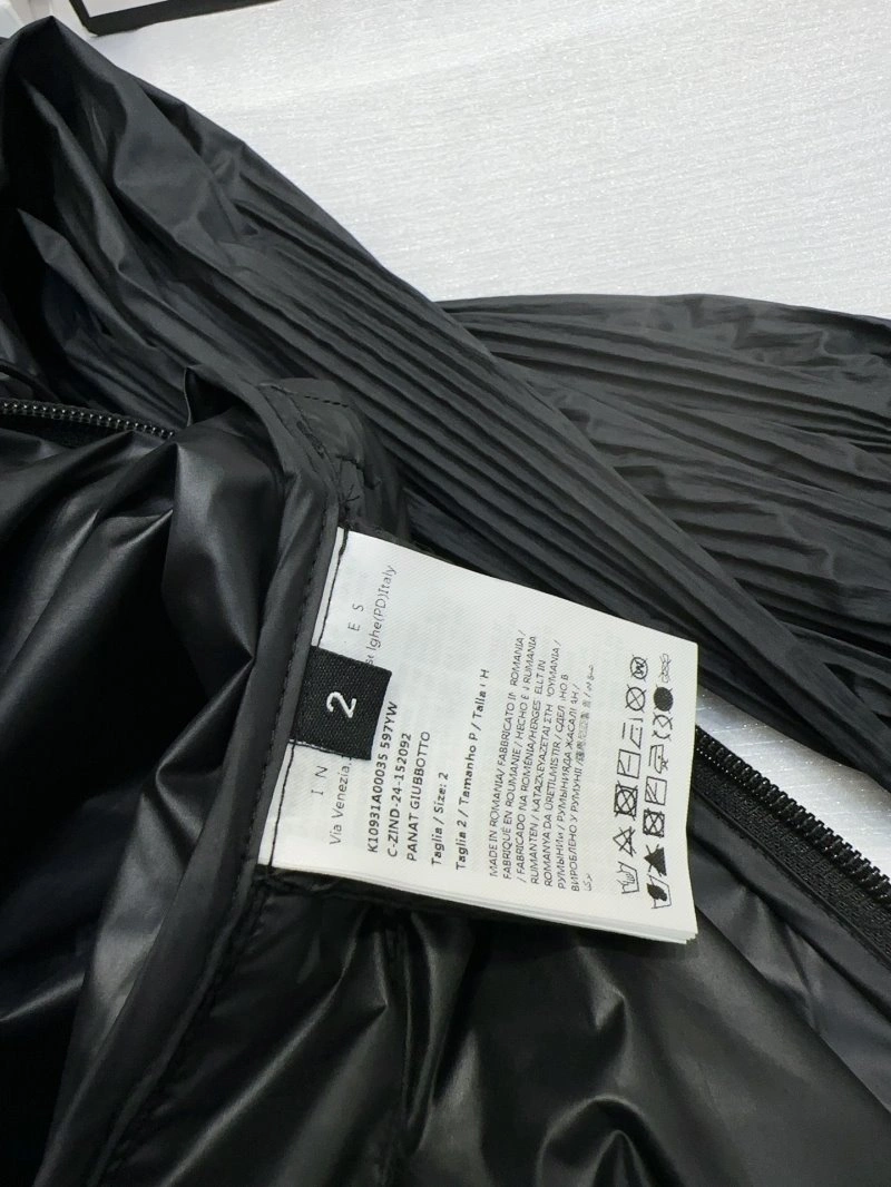 Discounted Moncler Outwear