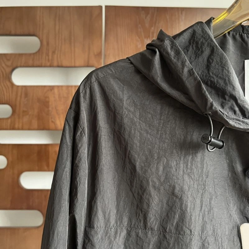 Legit Moncler Outwear