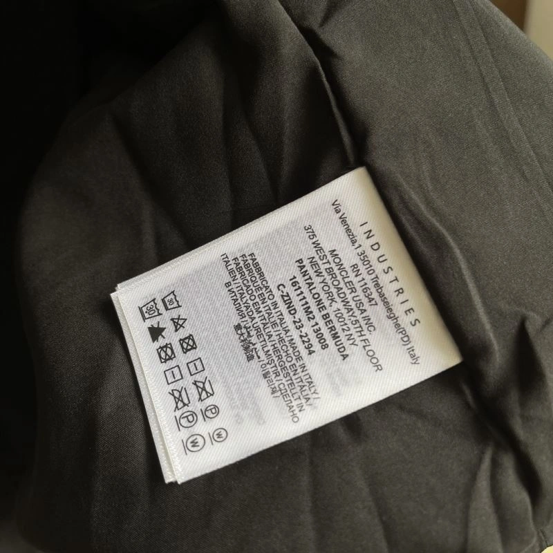 Legit Moncler Outwear
