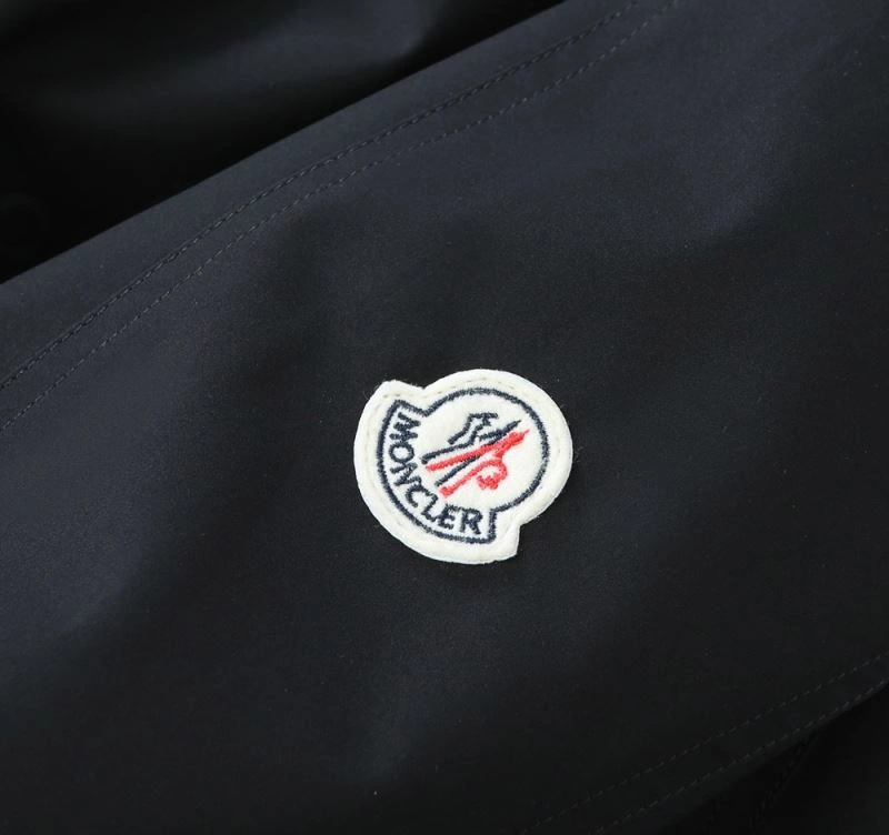 Bargain Moncler Outwear