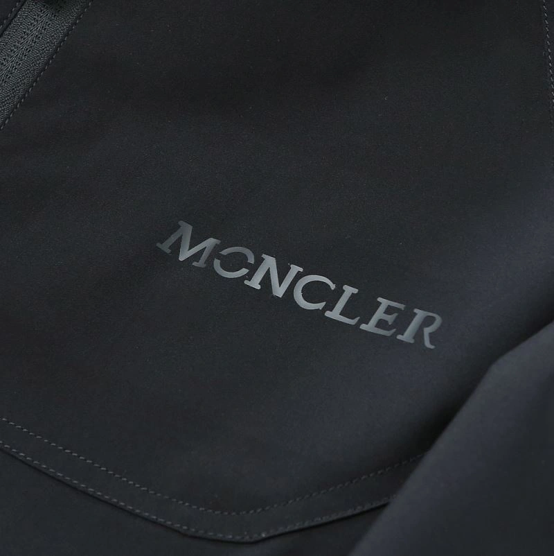 Bargain Moncler Outwear