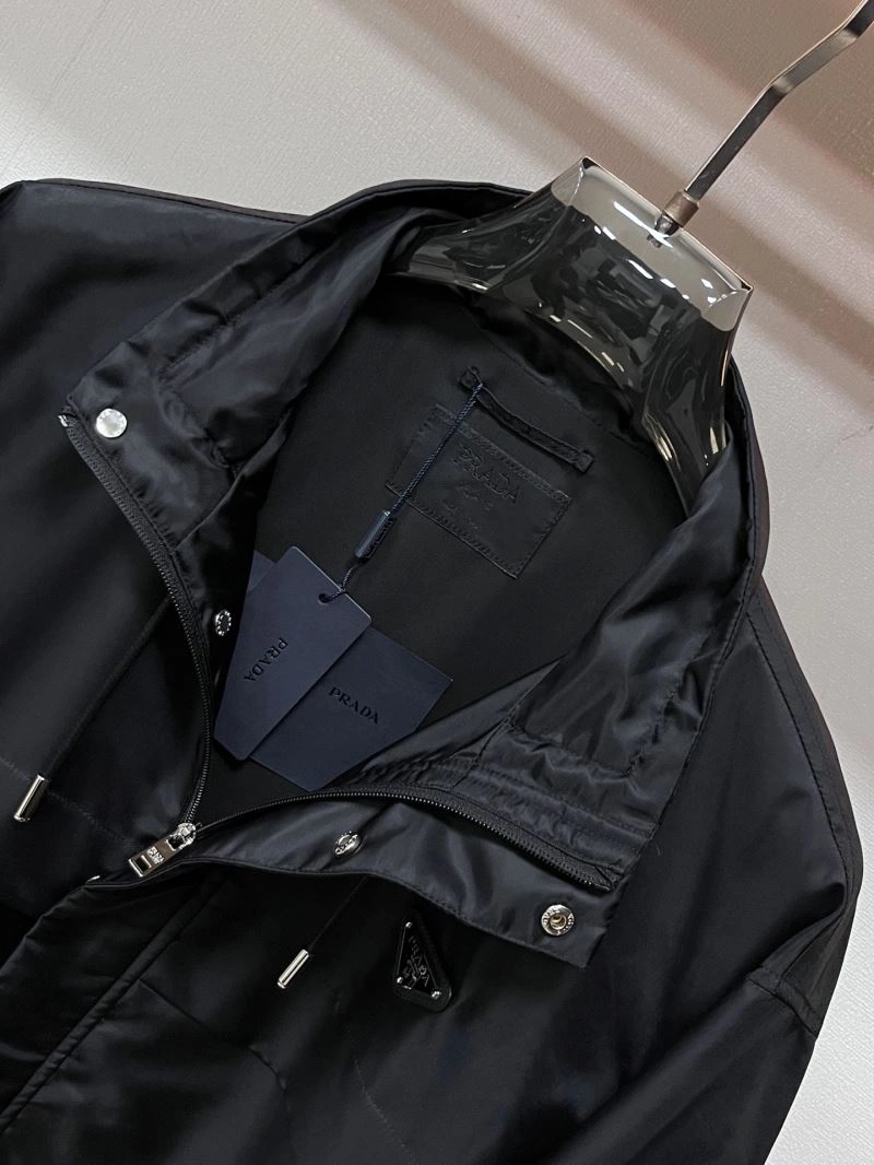 Low-cost Moncler Outwear