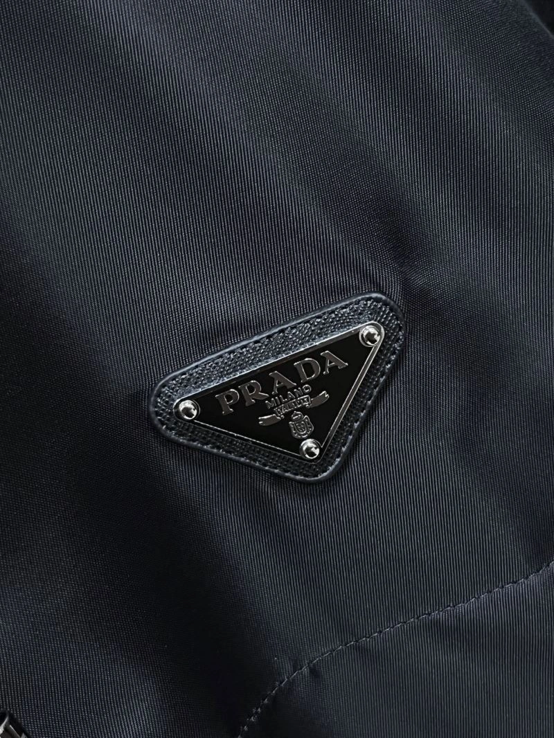 Low-cost Moncler Outwear