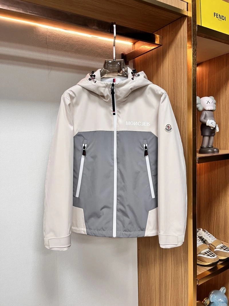 Top match Moncler Outwear