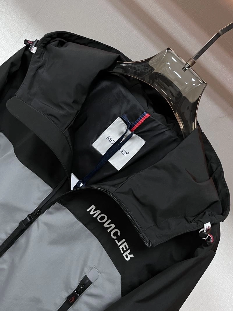 Top match Moncler Outwear