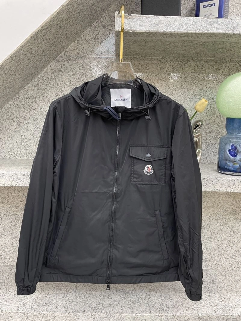 Top match Moncler Outwear