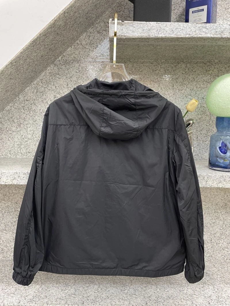 Top match Moncler Outwear