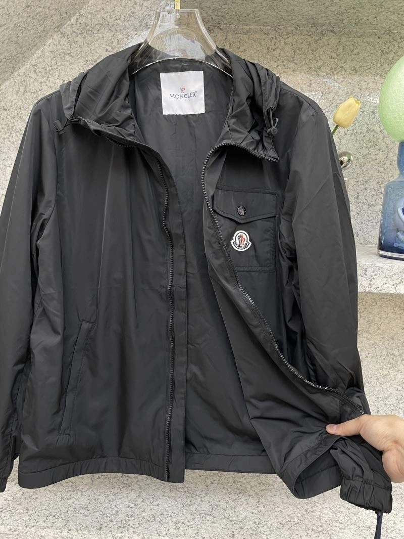 Top match Moncler Outwear