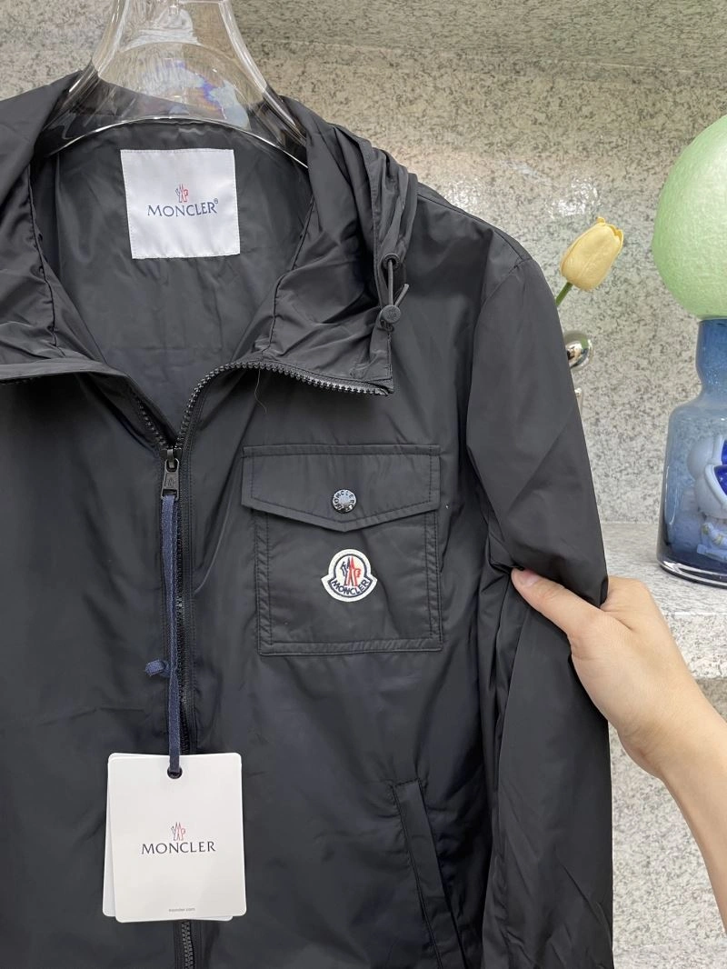 Top match Moncler Outwear