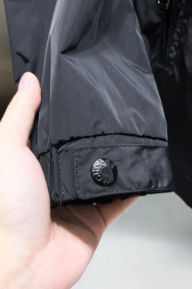Legit Moncler Outwear