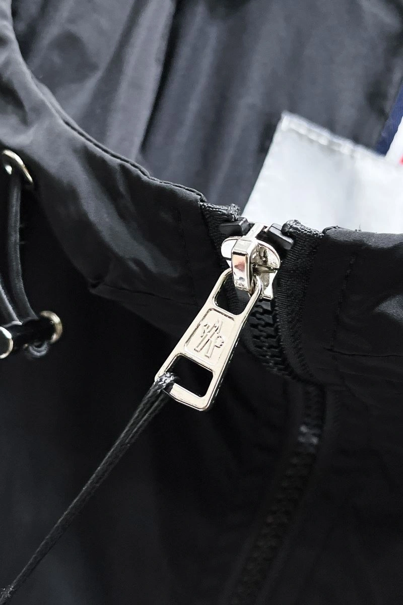 Legit Moncler Outwear