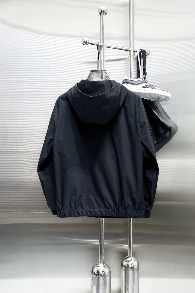 Bargain Moncler Outwear