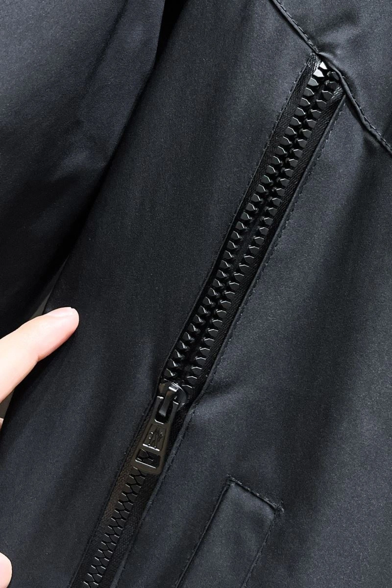 Bargain Moncler Outwear