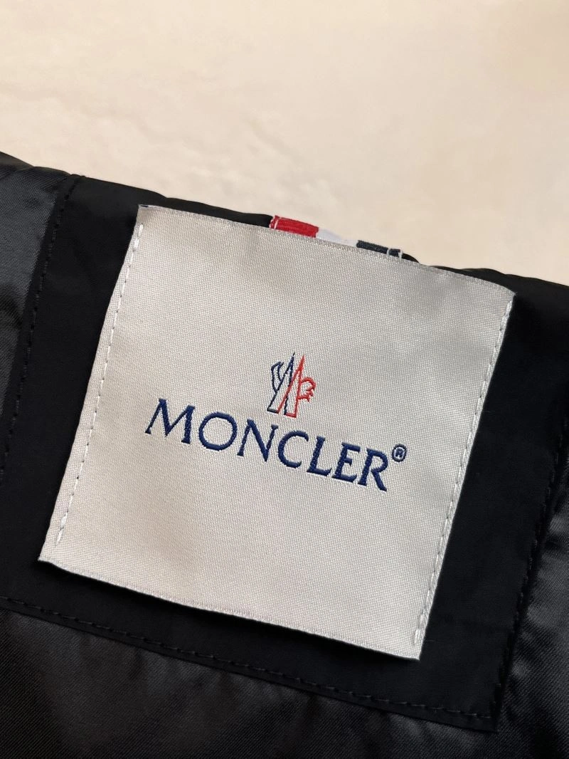 Discounted Moncler Outwear