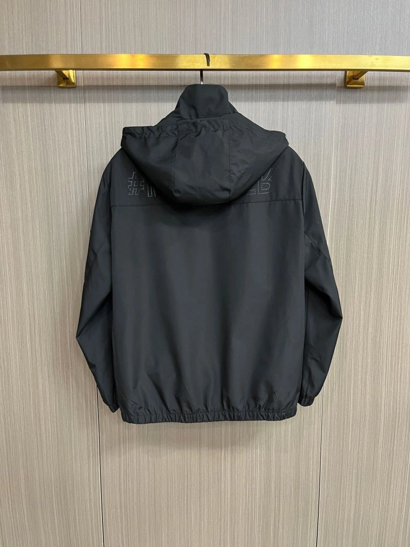 Low-cost Moncler Outwear