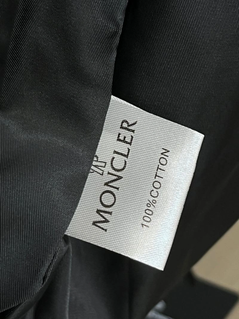 Top match Moncler Outwear