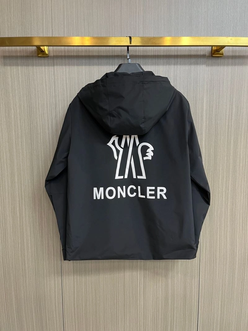 Top match Moncler Outwear