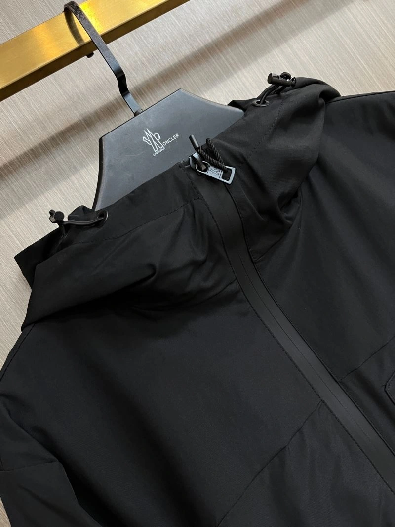 Top match Moncler Outwear