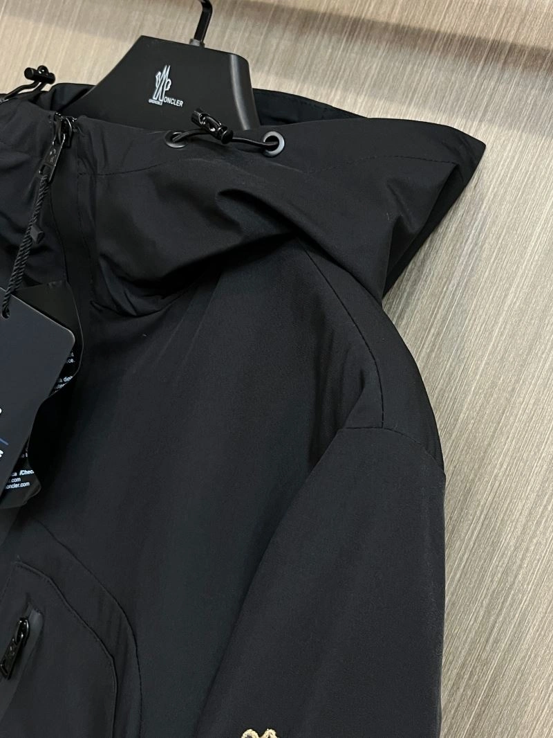 Top match Moncler Outwear