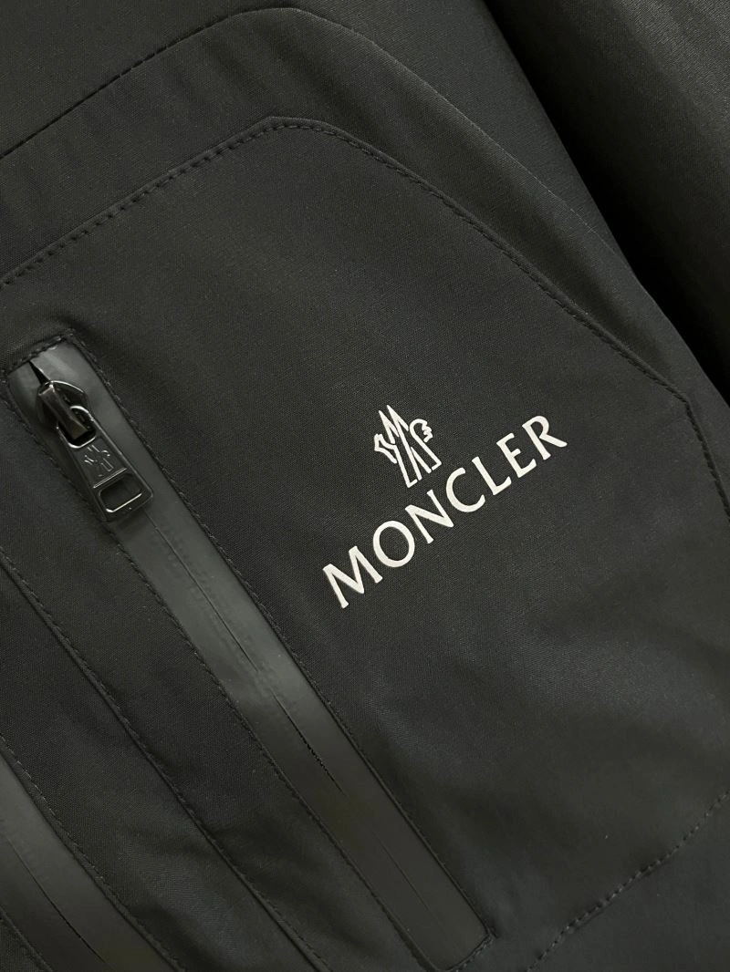 Top match Moncler Outwear