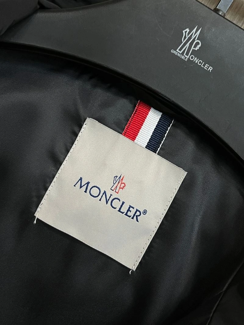 Precise copy Moncler Outwear